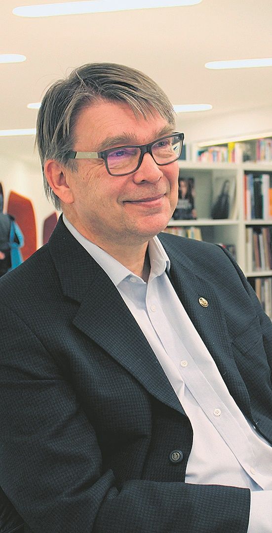 Opistoinsinööri / Simpsiönvuori Oy tukahdutettiin velkavankeuteen ...