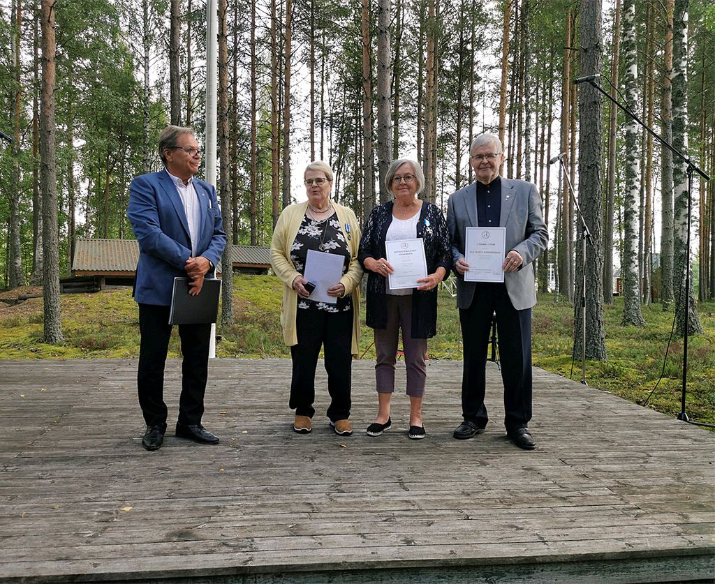 Hirvijärvijuhlassa ennätysyleisö | Lapuan Sanomat