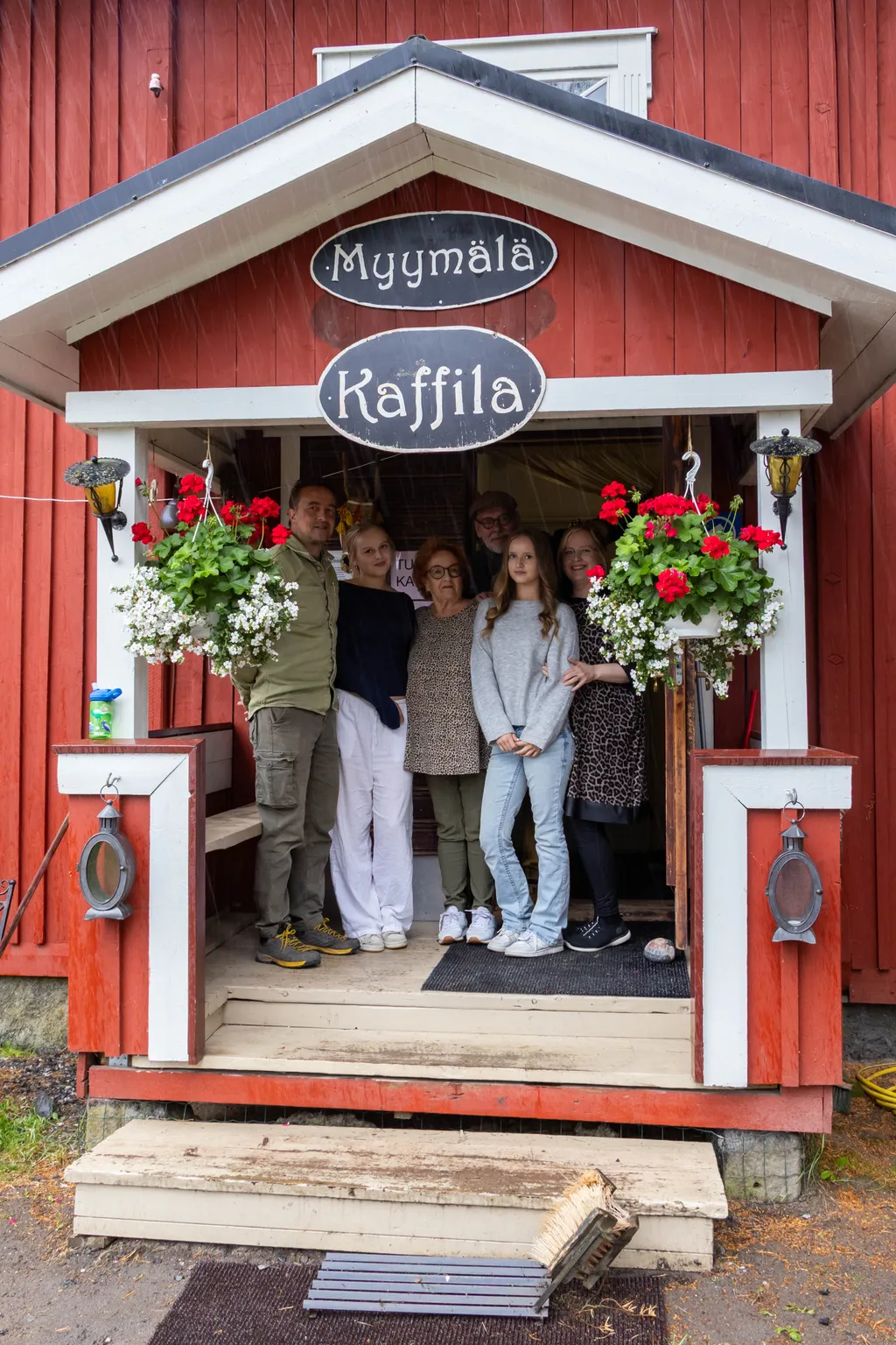 25 vuoden jälkeen eläinten vanhainkoti Wanha Markki on siirtynyt ...